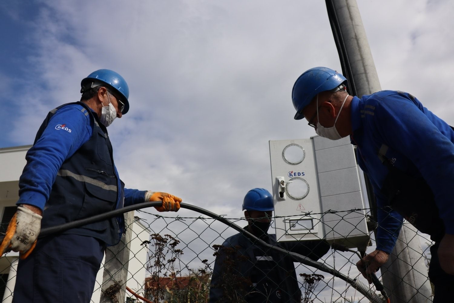 KEDS vazhdon investimet, këtë herë në fshatin Llukar të Prishtinës ...